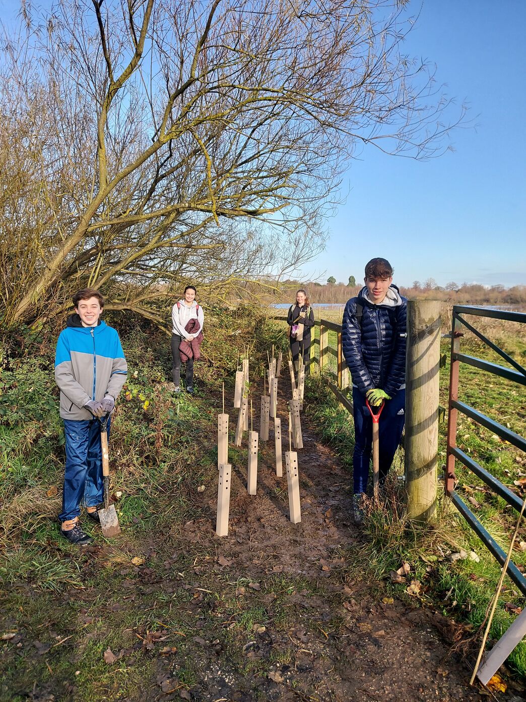 Volunteers battle elements to plant 750 trees | Nottinghamshire ...